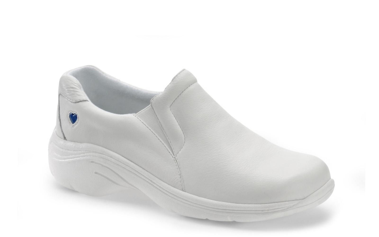 17 Best Nursing Shoes For Nurses